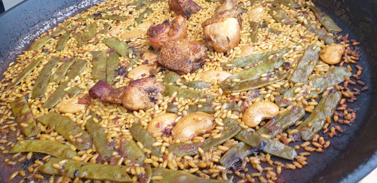 El socarrat no se hace solo , hay que saber como hacerlo